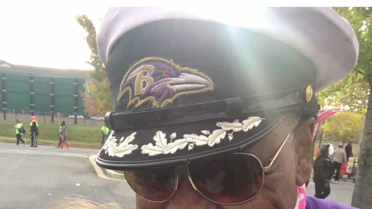 Ravens Flock remembers Captain Dee-Fense | Fan photos