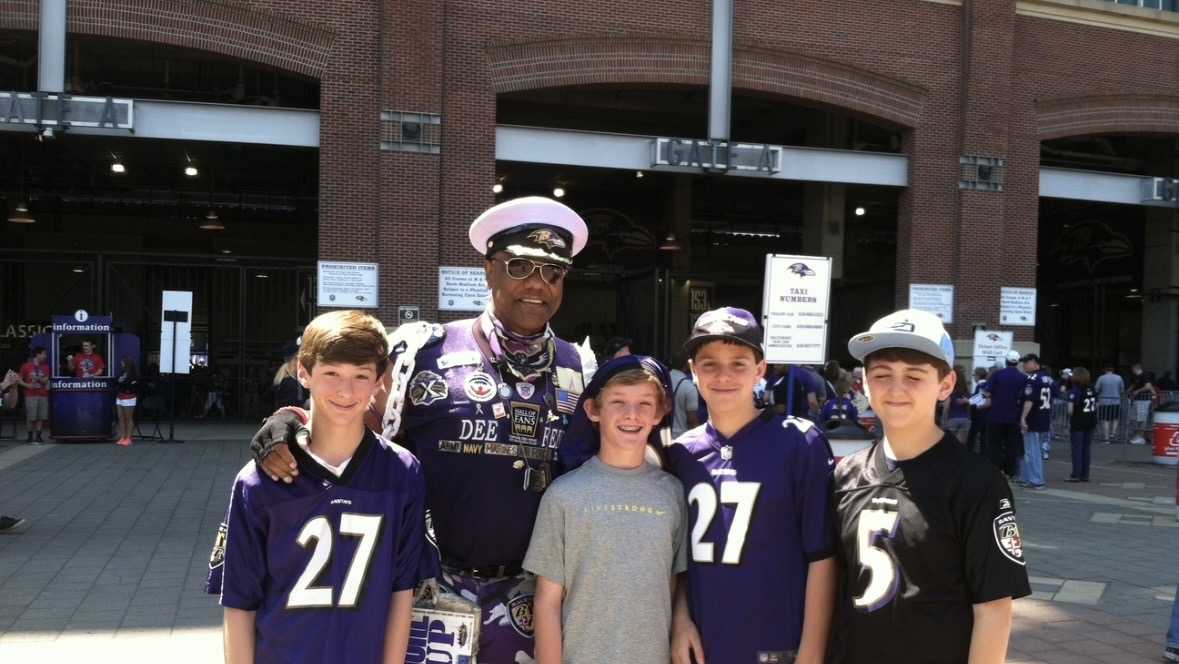 Ravens Flock remembers Captain Dee-Fense | Fan photos