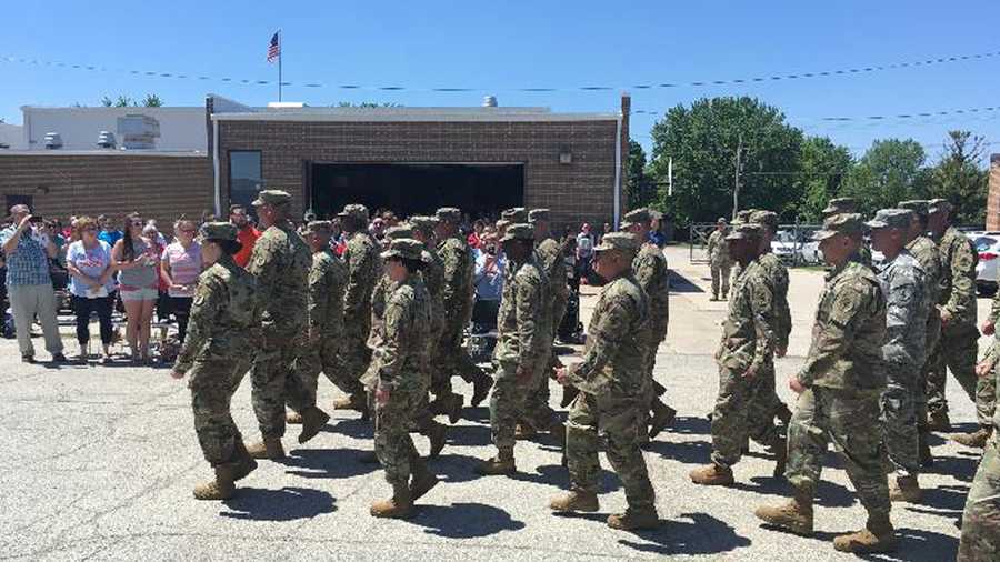 Nearly three dozen Wisconsin soldiers deploy to Kuwait