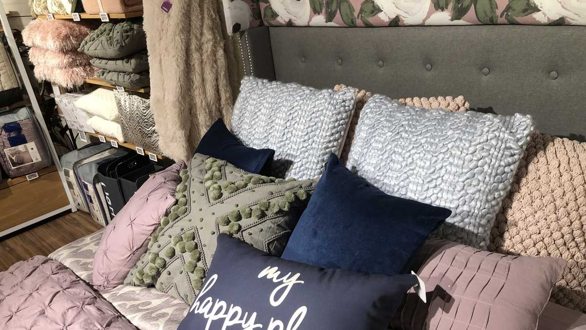 Inside Wayfair’s first permanent store