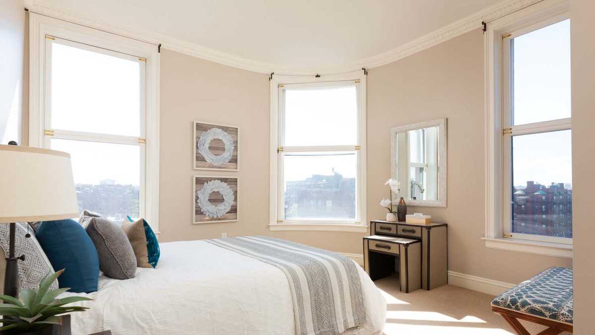 Condo in elegant doorman building on market in Back Bay for $2.34M