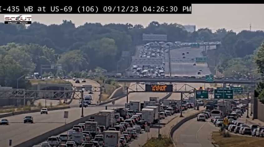 Overland Park police reopen Interstate 435 after closure