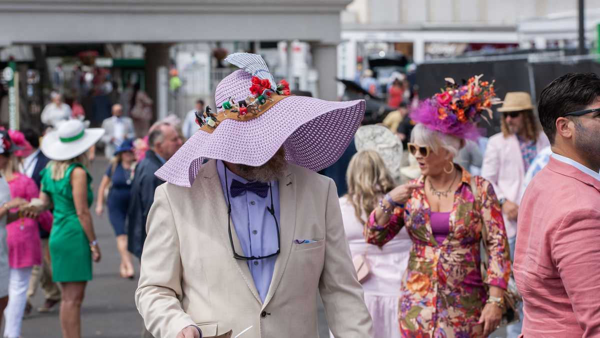 Fans bring out their best outfits for Kentucky Derby 149