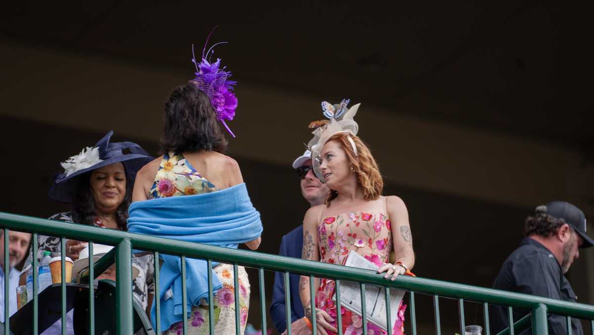 Fans bring out their best outfits for Kentucky Derby 149