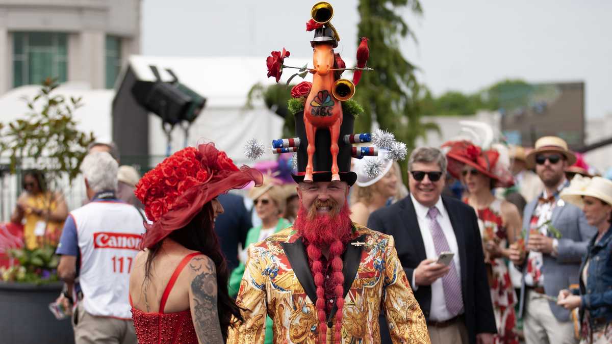 Fans bring out their best outfits for Kentucky Derby 149