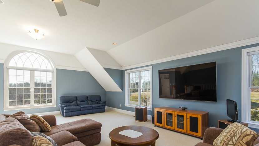 Mansion Monday: Windham home on the market for $1,030,000