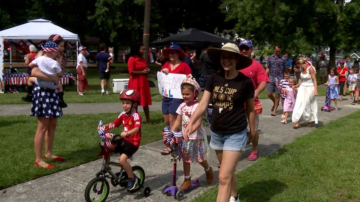 Savannah: Neighborhood Fourth of July celebration