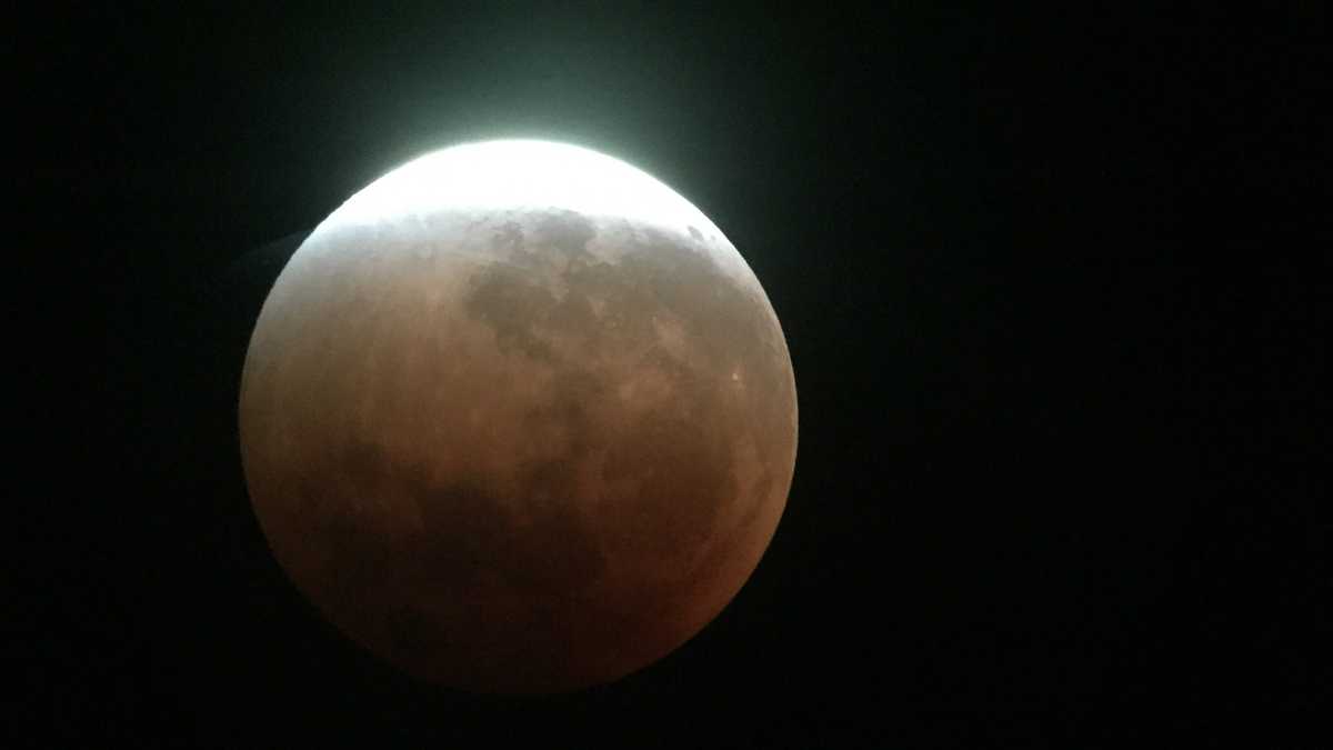 Unforgettable Eclipse Photos on u local