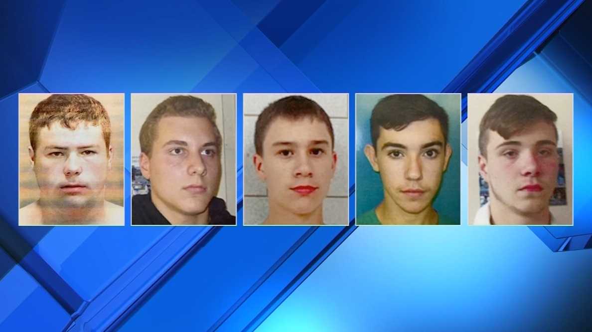 Rock dropped from overpass kills 32-year-old father; teens charged