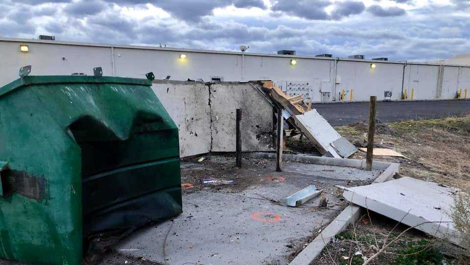 Police: Explosion behind shopping center was an apparent suicide