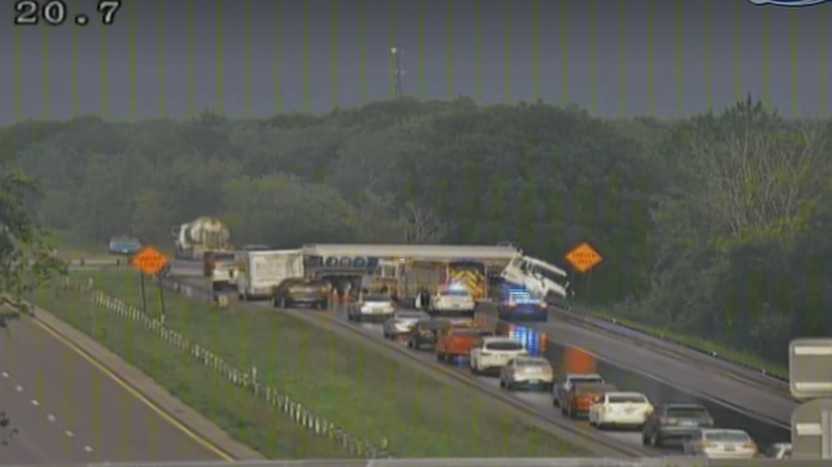 Tanker truck jackknifed on State Road 528 near Dallas Boulevard