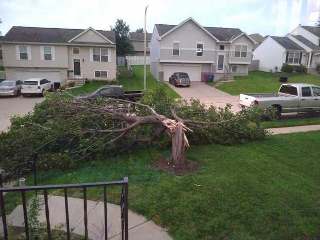 Photos, video: Severe thunderstorms in Nebraska, Iowa