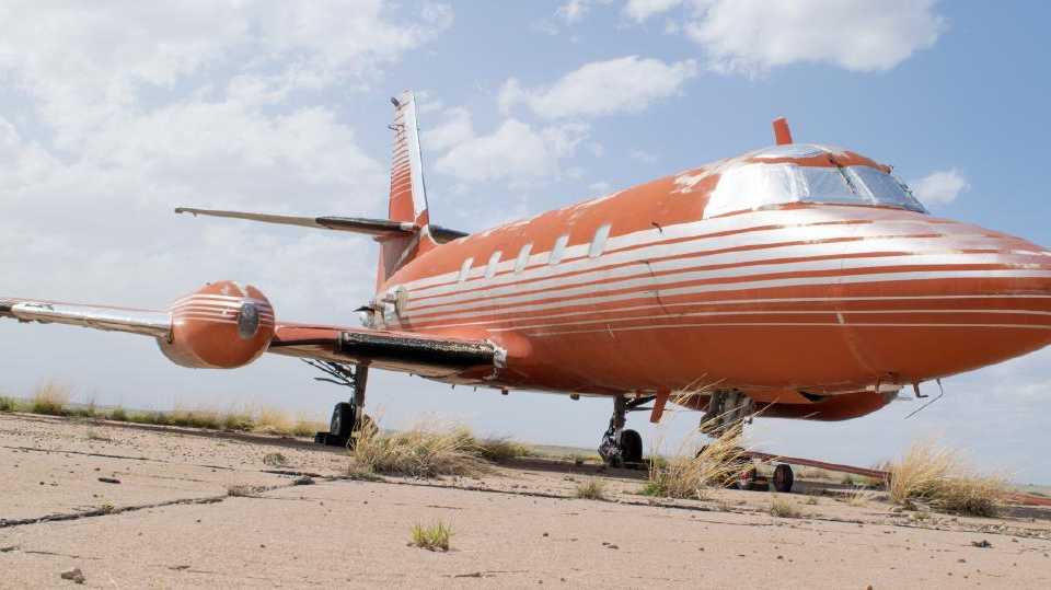 PHOTOS: Elvis Presley's private jet set for auction