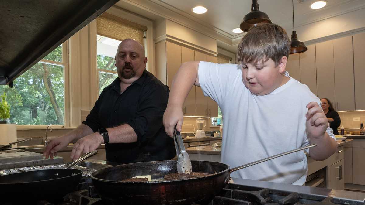 Alabama12-year-old, Master Chef Jr. winner whips up three-course meal ...
