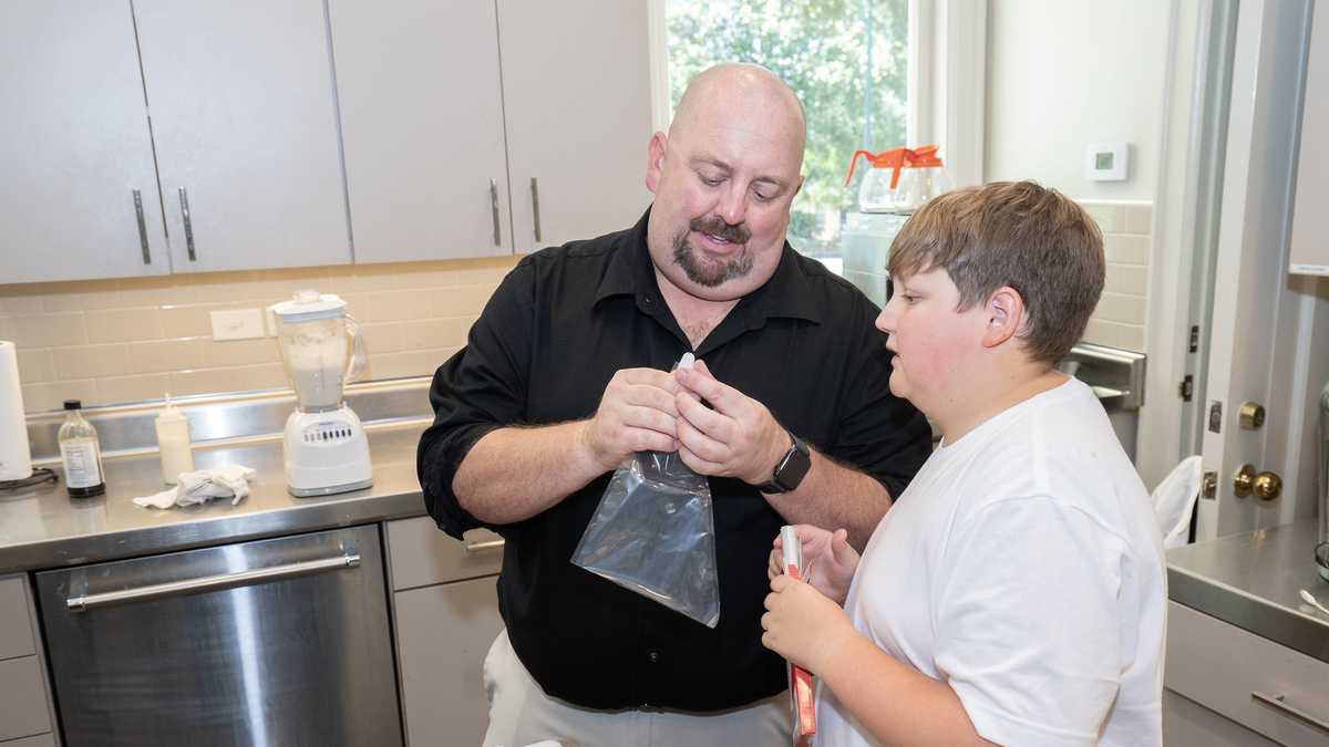 Alabama12-year-old, Master Chef Jr. winner whips up three-course meal ...