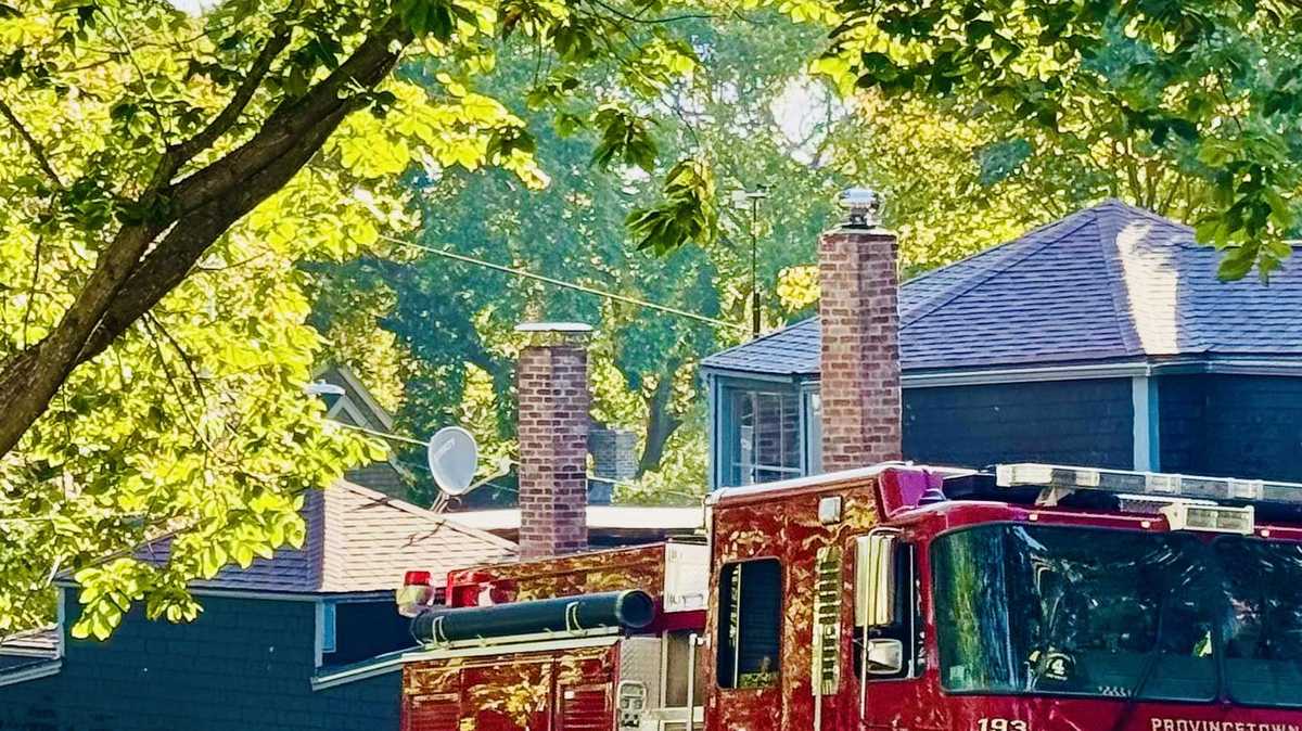 Pilot killed after plane crashes at Provincetown Airport