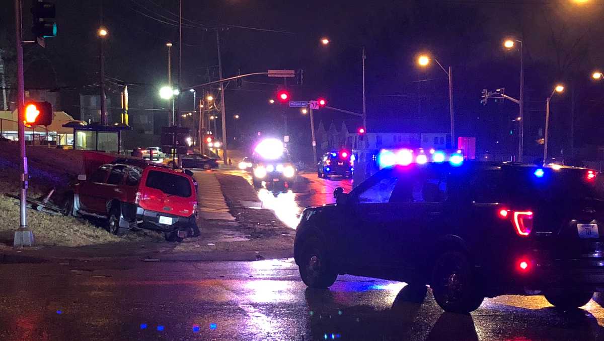 Carjacking Suspect In Suv Collides With Car After 45 Minute Chase