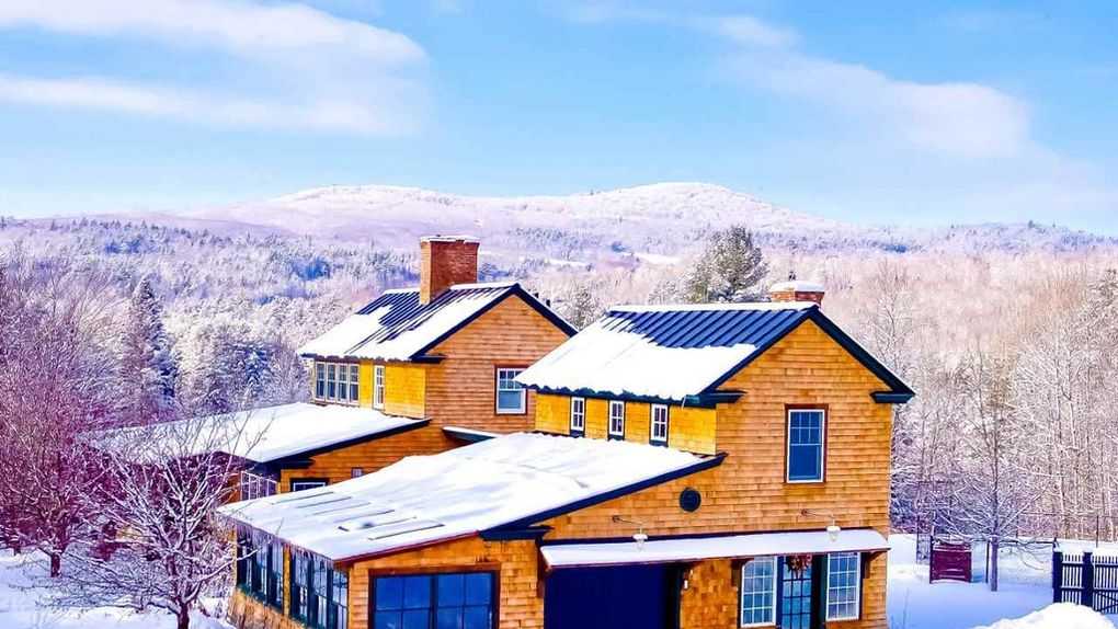 Mansion Monday: Home on market for $1.565 million in Lyman