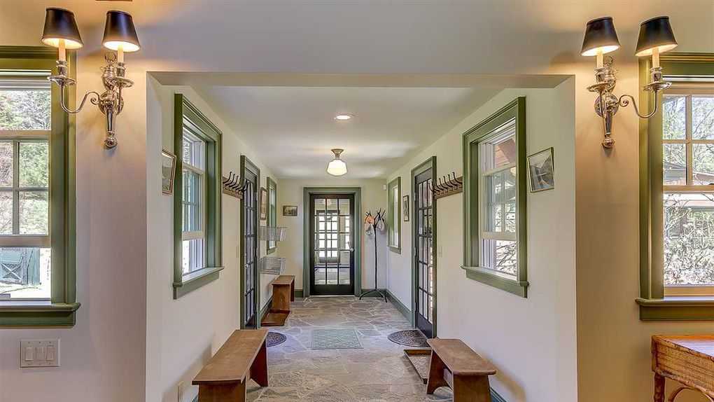 Mansion Monday: Home on market for $1.565 million in Lyman