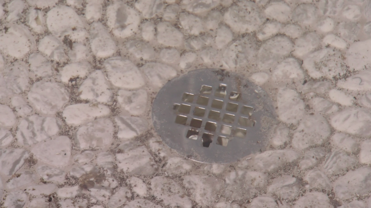 Lee County residents cleaning up after severe storm chaos