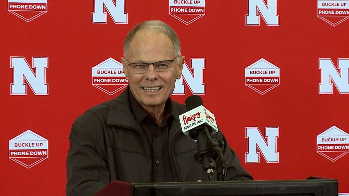 Former Husker legend, coach returns for spring game