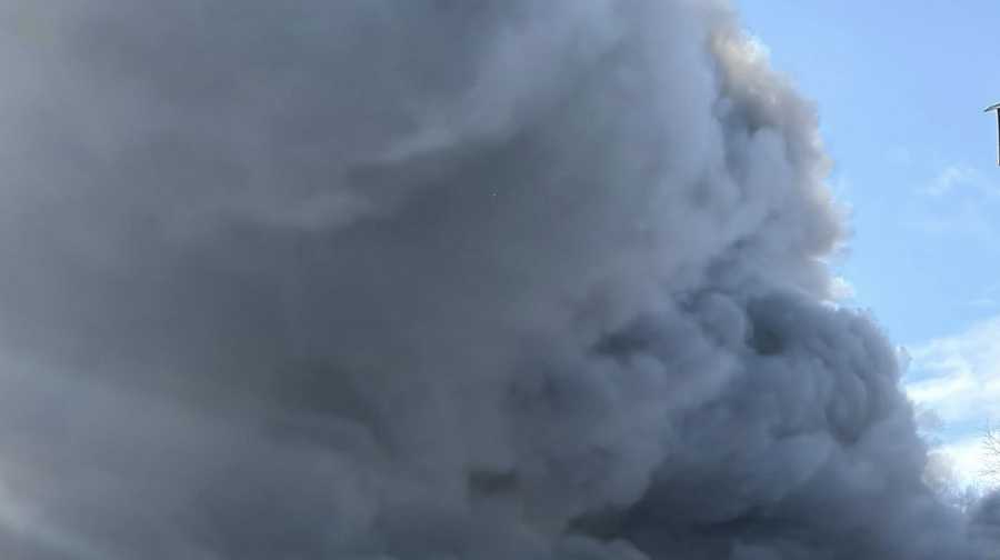 Fire destroys shop building at Hood Farm in Turner