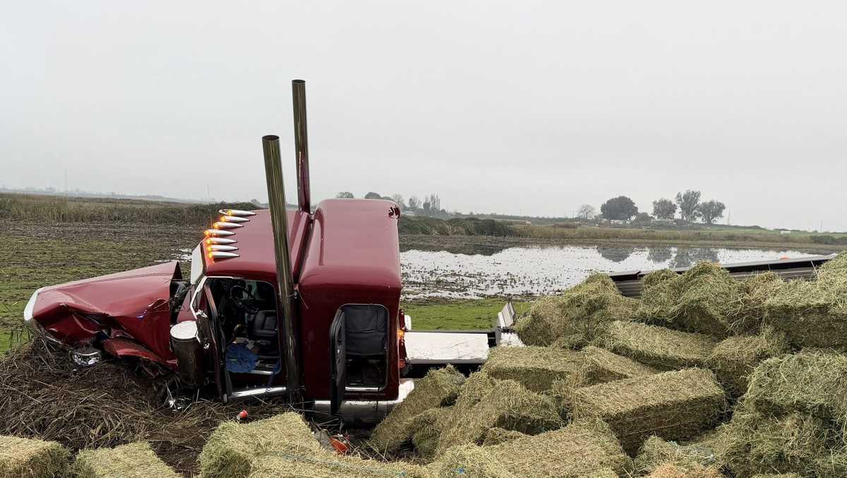 Driver killed in crash along Highway 12 in Sacramento County