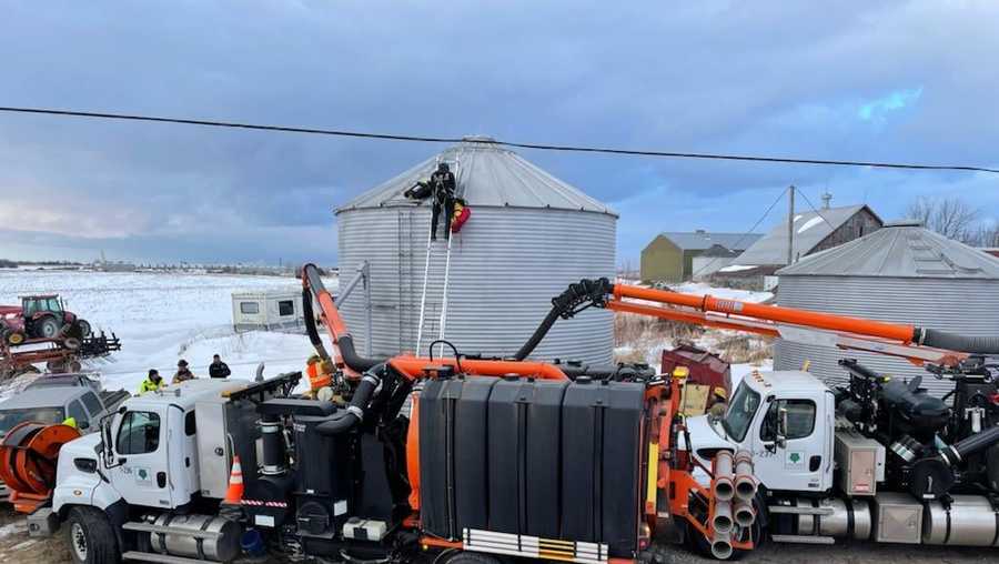 Iowa Firefighters save man trapped in grain silo