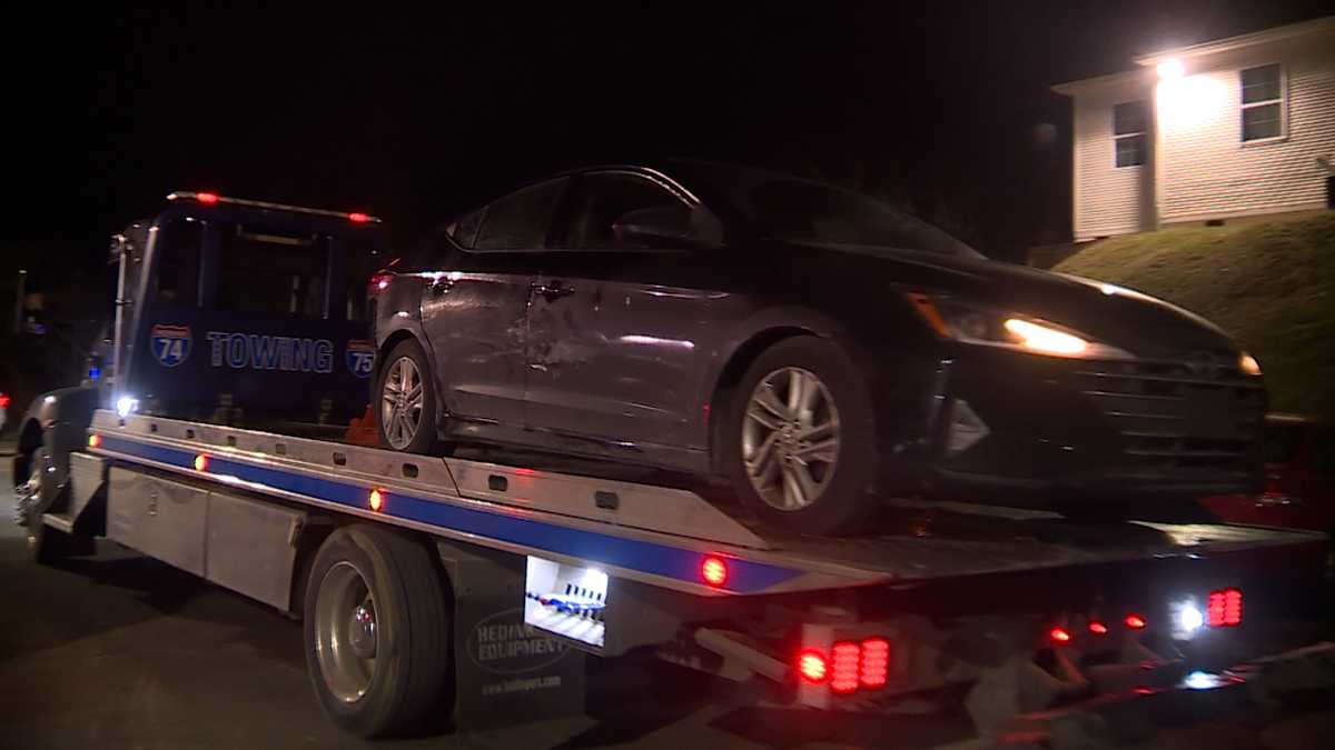 Police: Suspect flees through yards, abandons car after overnight chase