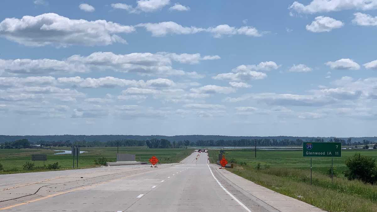 Authorities identify 2 men who diein crash on Highway 34 near Highway 75