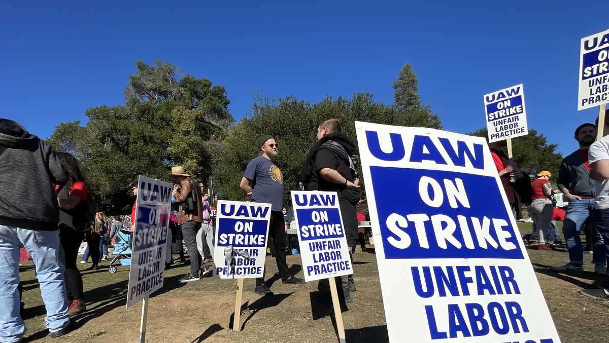 UC Santa Cruz workers go on strike, picket line at campus entrances
