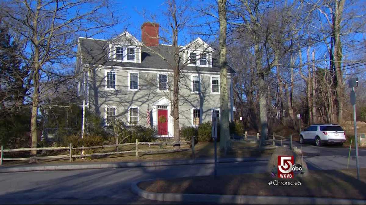 Route 6A: Classic Cape Cod Architecture