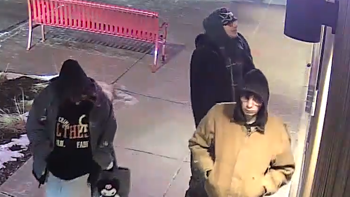 Omaha police seek graffiti suspects in Benson