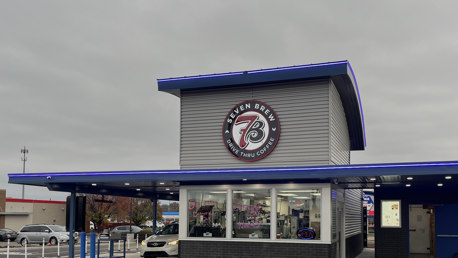 Viral drive-thru coffee shop 7 Brew is opens location in Cincinnati