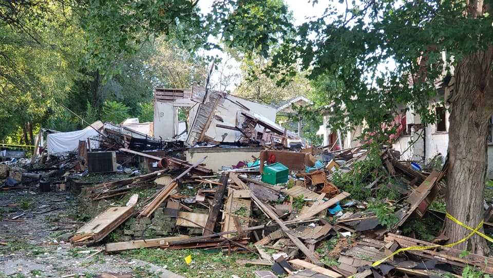 'Windows blown out a block away' Explosion levels Des Moines home