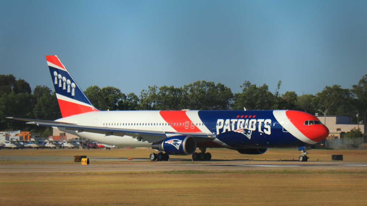 Check out the custom plane carrying the Patriots to the Super Bowl