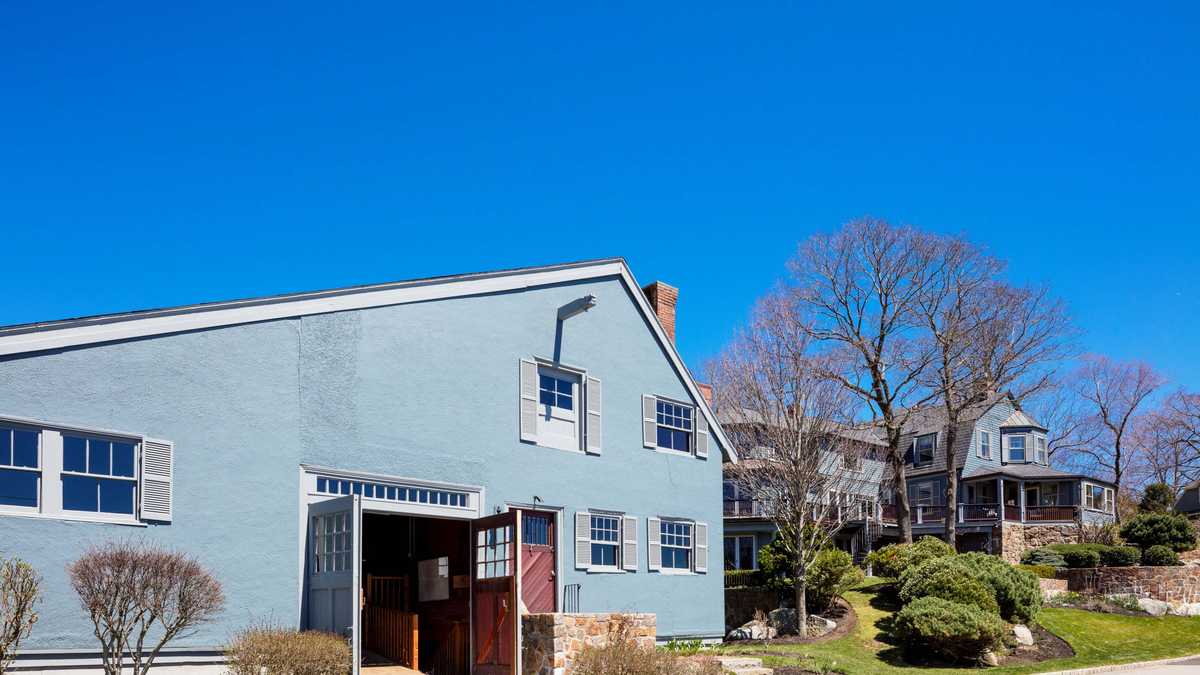 $6.7M home sits on elevated land with stellar ocean views