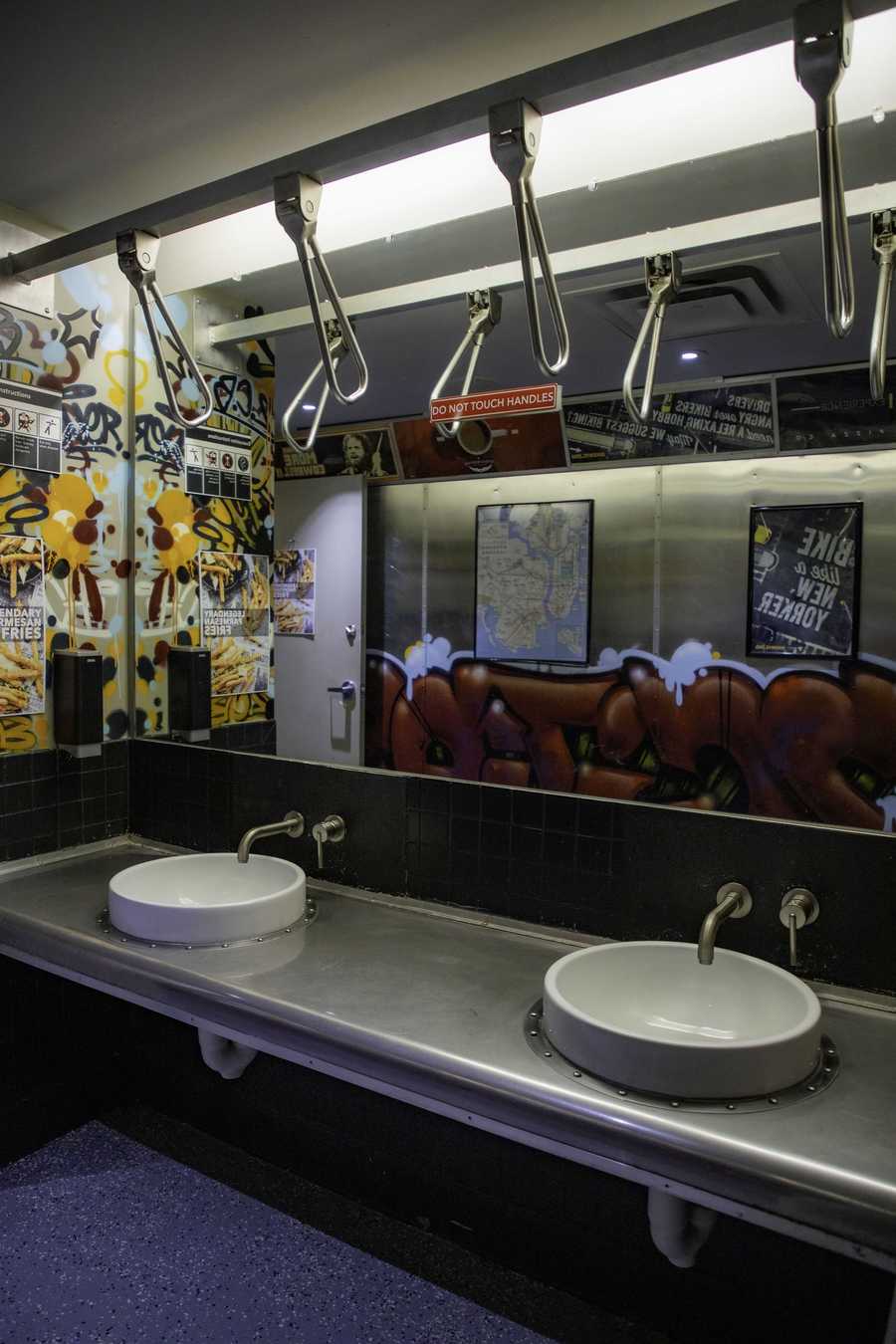 PHOTOS: Mason restaurant home of the best bathroom in America