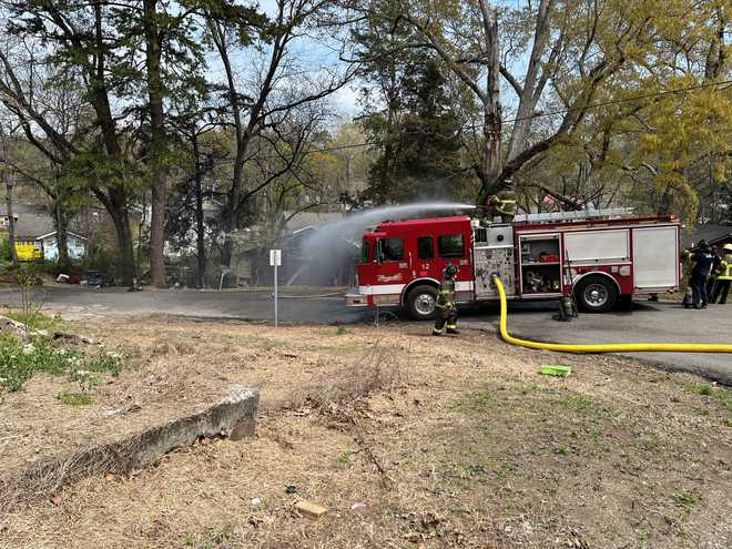 Fire destroys house in Birmingham's eastern area