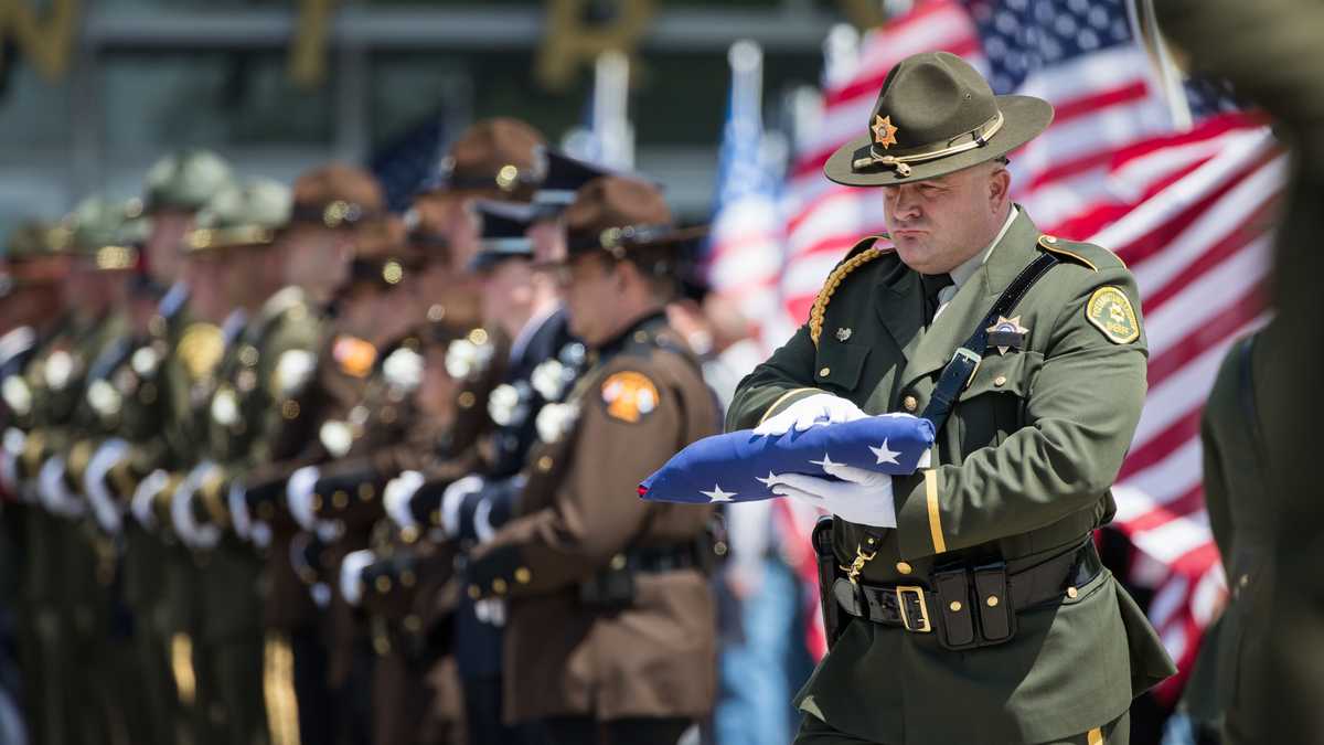 PHOTOS: Dep. Mark Burbridge laid to rest Monday