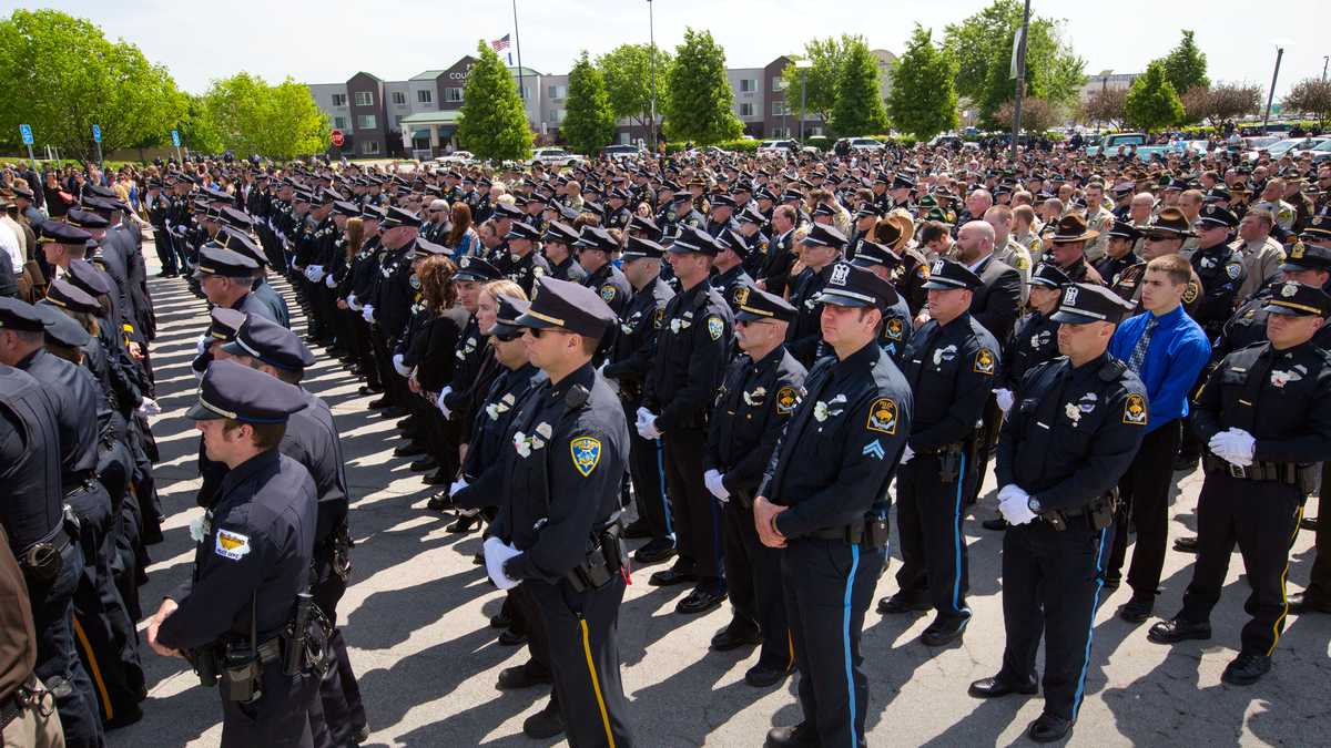 PHOTOS: Dep. Mark Burbridge laid to rest Monday