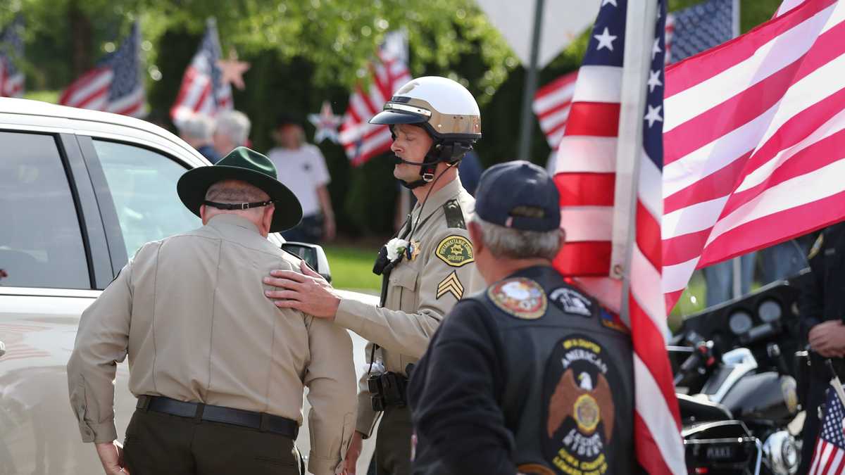 PHOTOS: Dep. Mark Burbridge laid to rest Monday