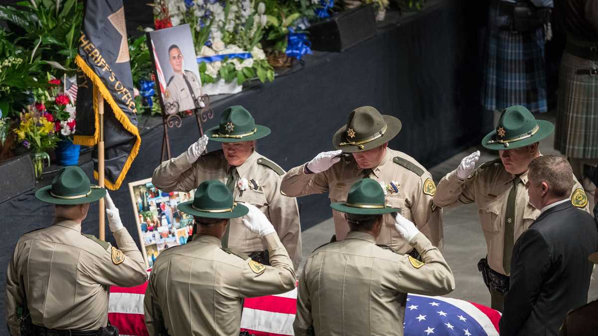 PHOTOS: Dep. Mark Burbridge laid to rest Monday