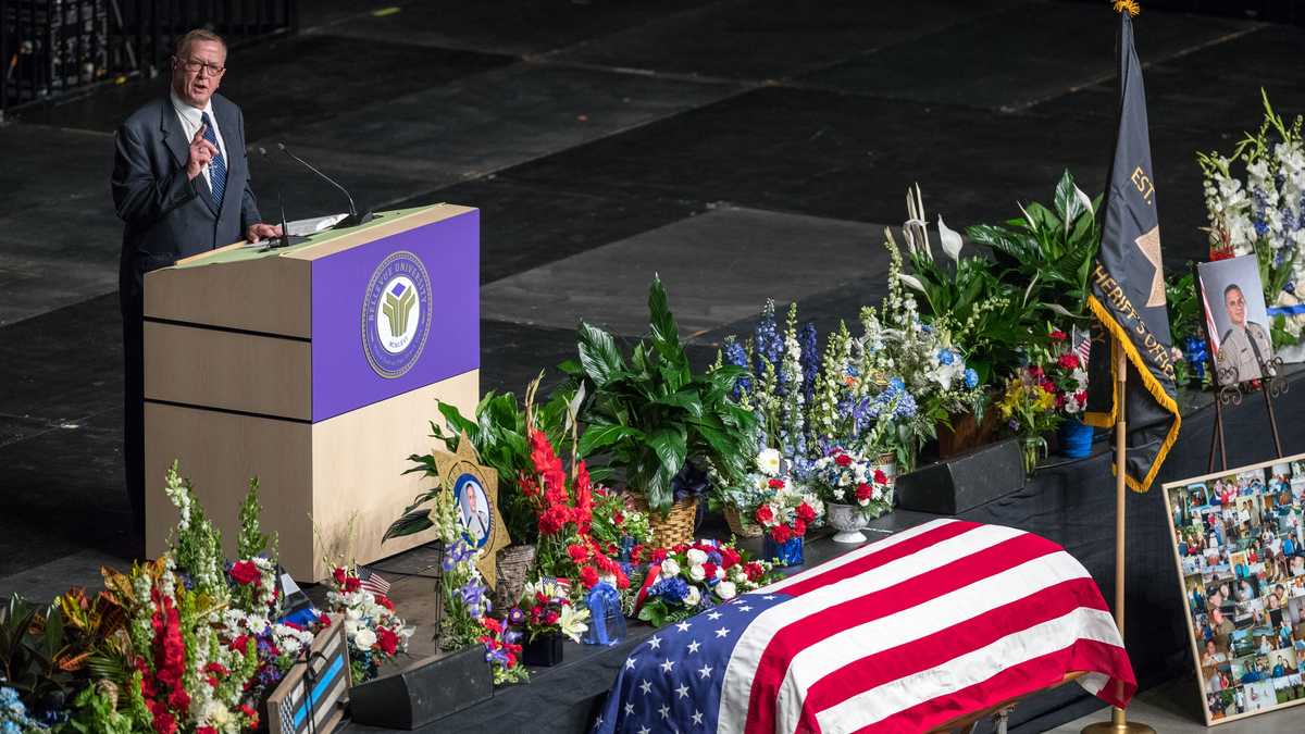 PHOTOS: Dep. Mark Burbridge laid to rest Monday