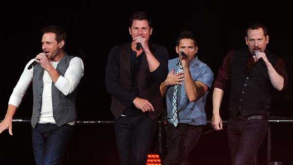 Boy band 98 Degrees announces benefit concert for OTR shooting victim