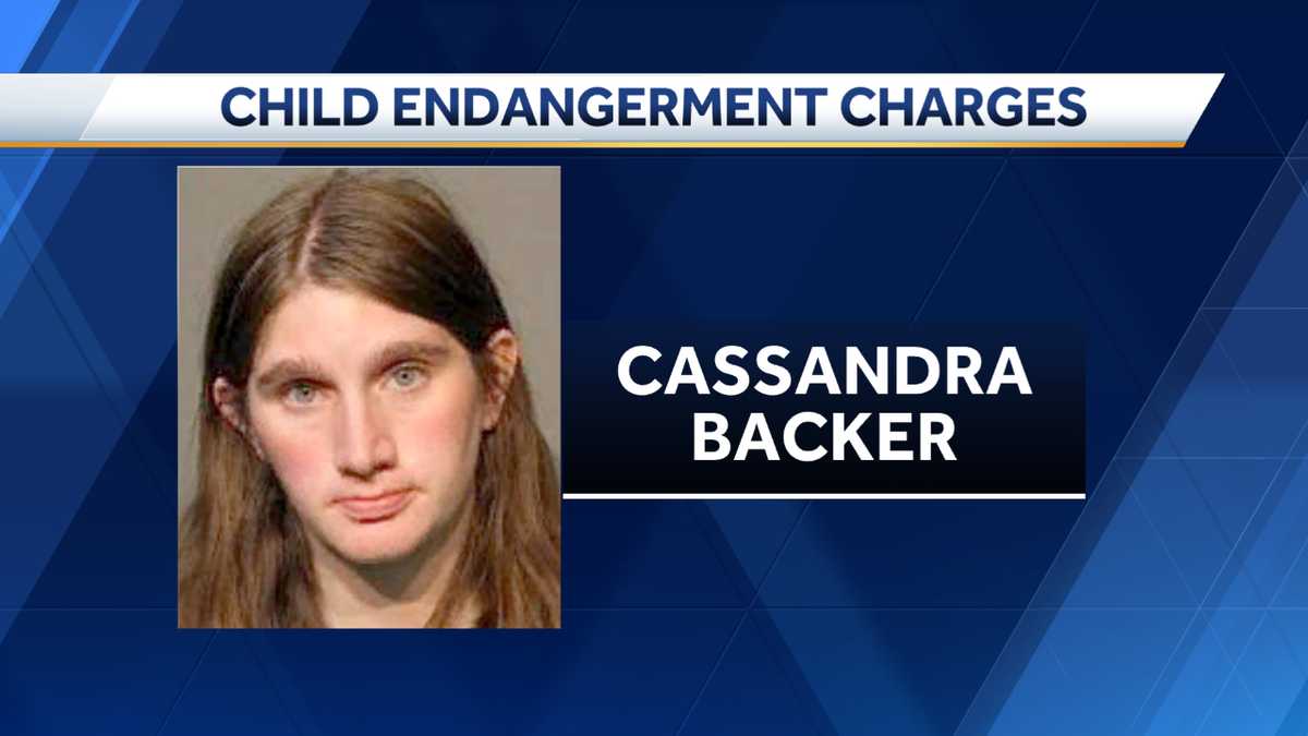 Baby's leg fractured, mom charged