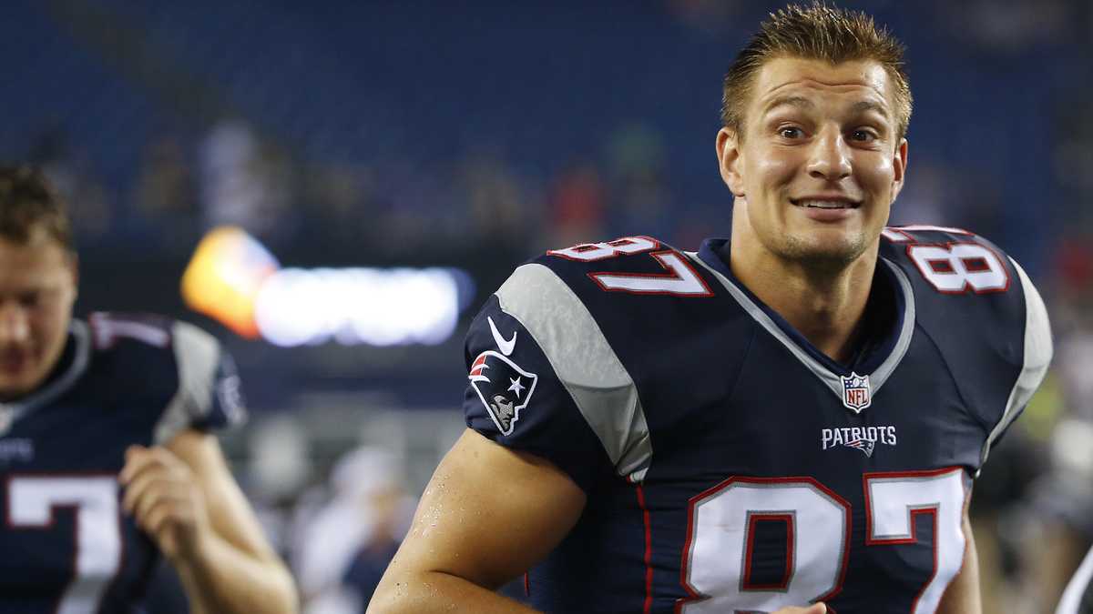 Rob Gronkowski, traded!? New report details why he considered retiring