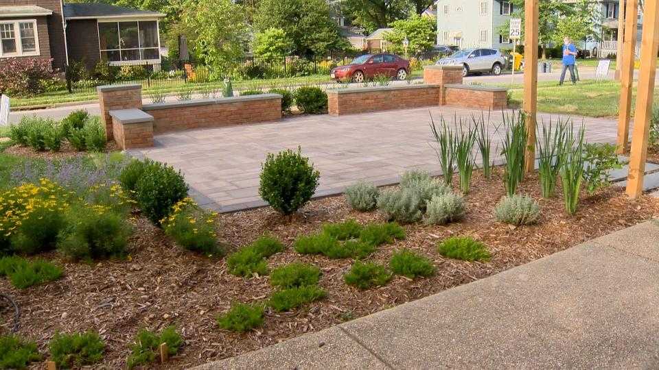 Garden created for outdoor reading at Linthicum Library