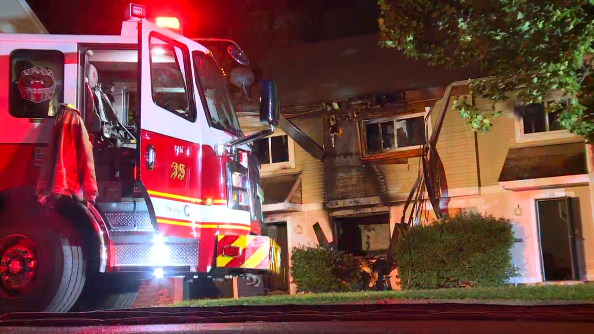 Officials: Firefighter sustains minor injuries as crews put out ...