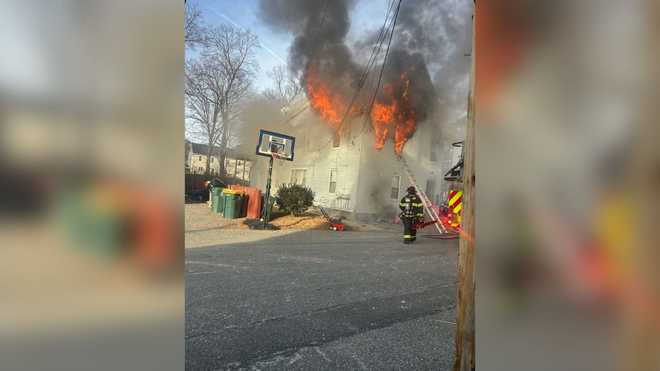 Abington apartment fire kills 3 pets, displaces 5 residents